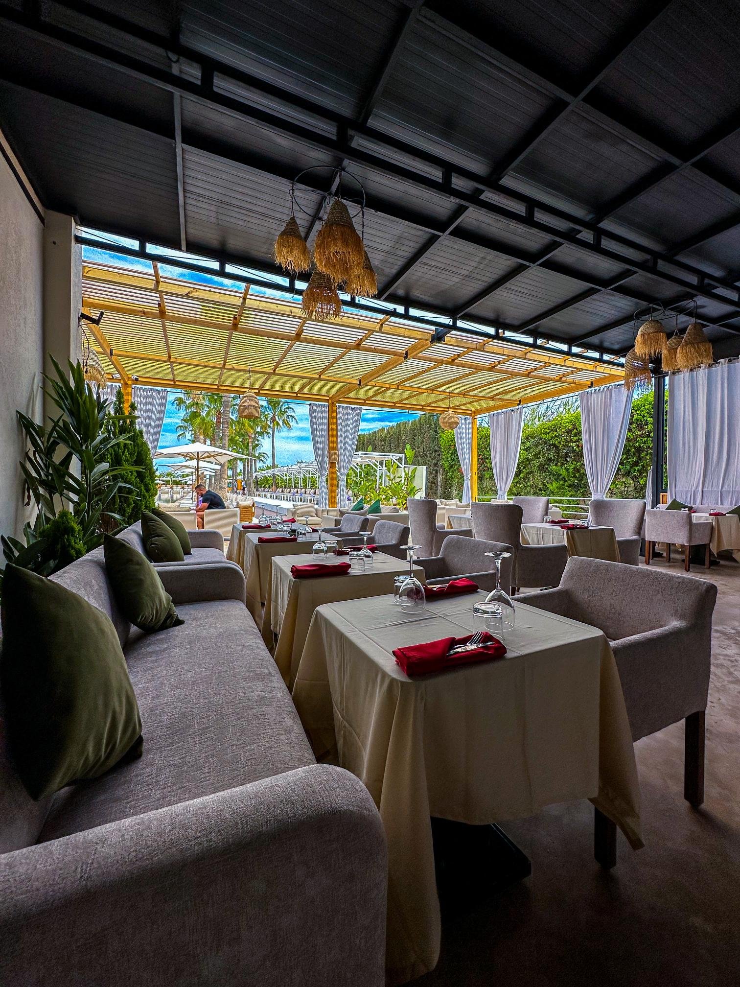 Menu - Snob Beach Marrakech - Piscines et plages à Marrakech